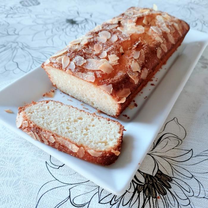 Le cake au fromage blanc et aux amandes : une recette facile
