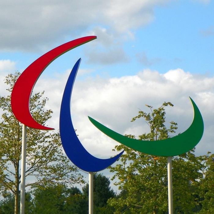 Les Agitos : comprendre ce symbole paralympique en 5 questions